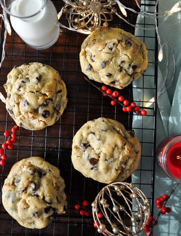 Levain Bakery Chocolate Chip Walnut Cookies - Honey, Whats Cooking