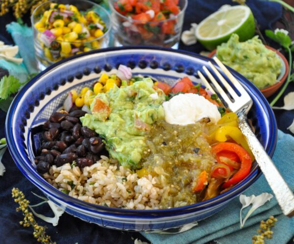 Copycat Chipotle Burrito Bowl (vegan) - Honey, Whats Cooking
