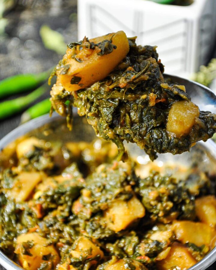 Aloo Palak (Spinach Potato Curry) - Honey, Whats Cooking